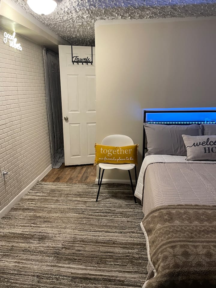 1bd Quiet Quick Trip Efficiency W/free Park - Bensalem, PA