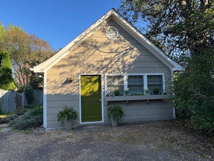 Charming Guesthouse Minutes From Uva/downtown - Charlottesville, VA