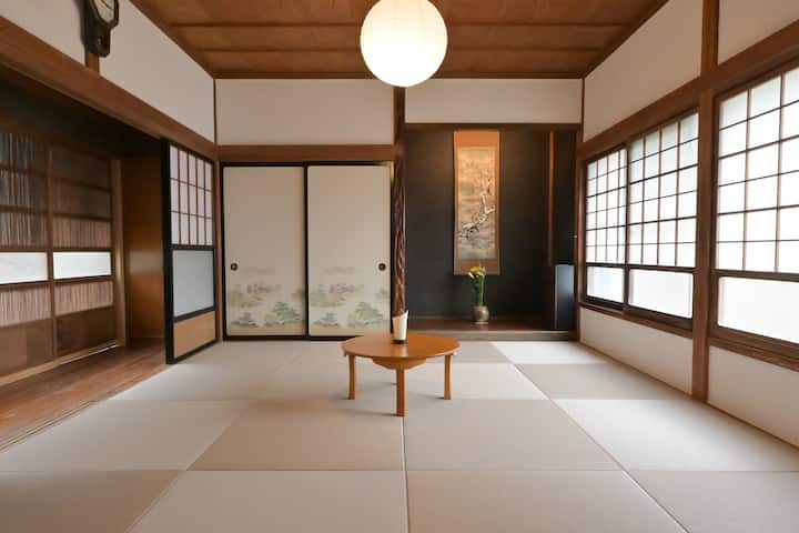 静かな山奥の古民家　
勝治屋 - 후지에다시