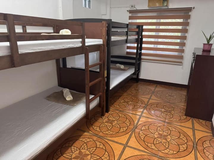 Mabel's Garden Stay - Puerto Galera