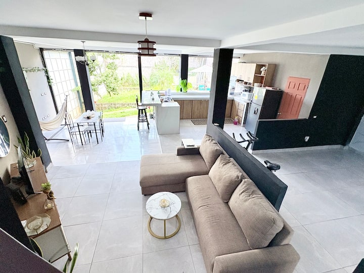 Casa Jardín Cerca De Metrocentro Santa Ana - Santa Ana