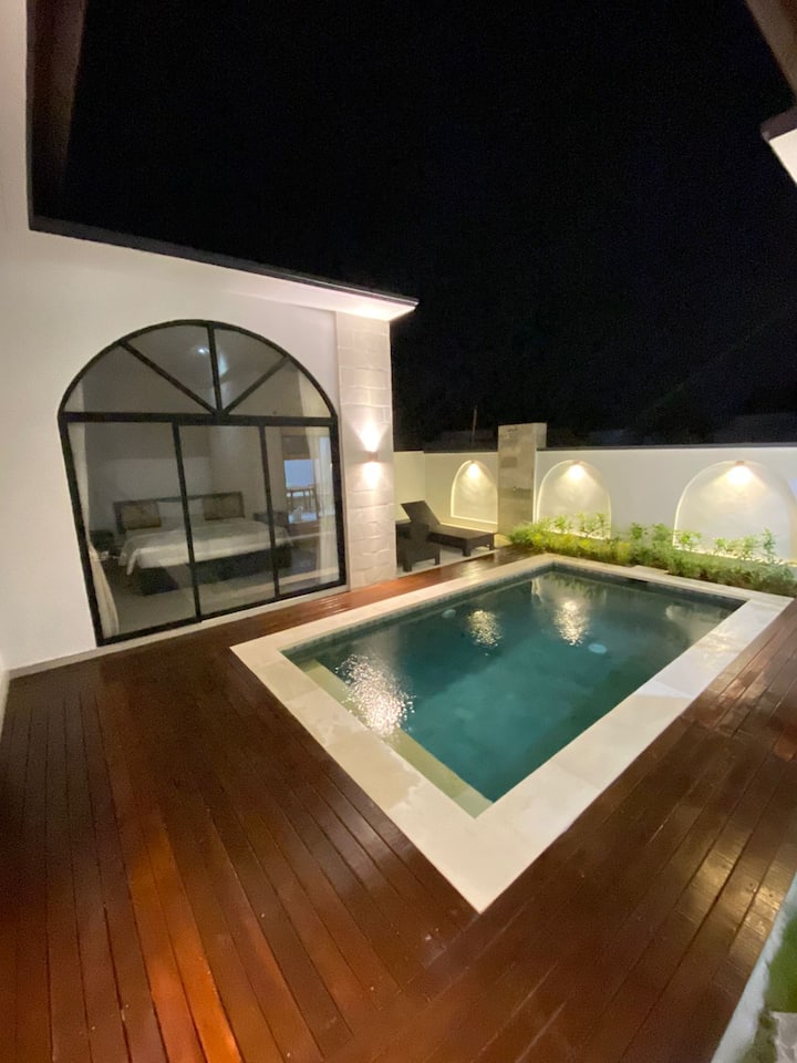 2 Bedroom Villa With Enclosed Kitchen & Pool - Jimbaran