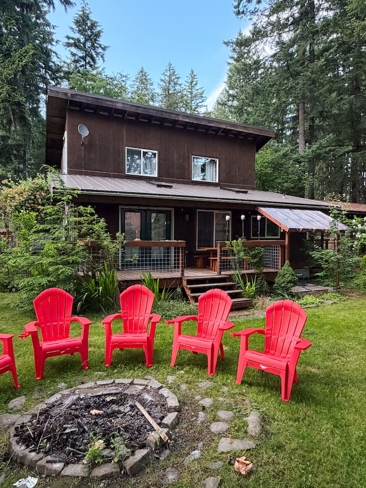 Castle Peak Cabin In Packwood - State of Washington