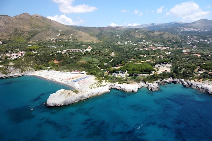 Sea View - 40 Parallelo - Deluxe 25 - Camerota