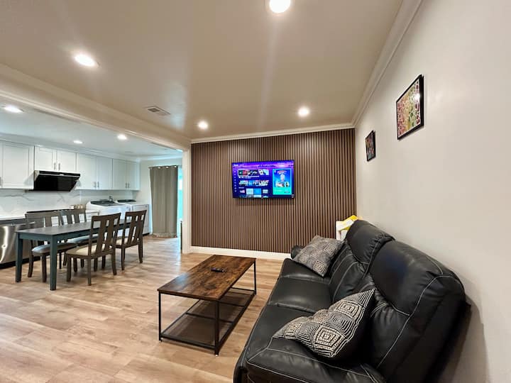 2br1ba West Covina Private, Clean & Convenient - West Covina, CA
