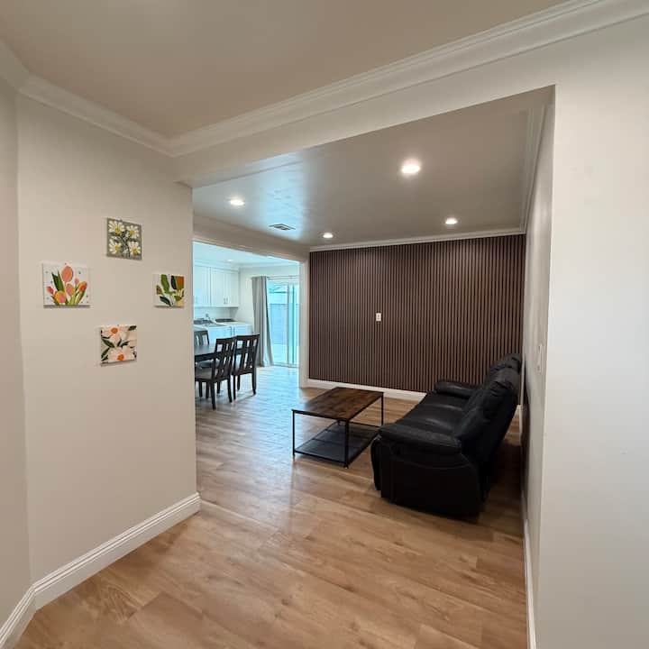 2br1ba West Covina Private, Clean & Convenient - West Covina, CA