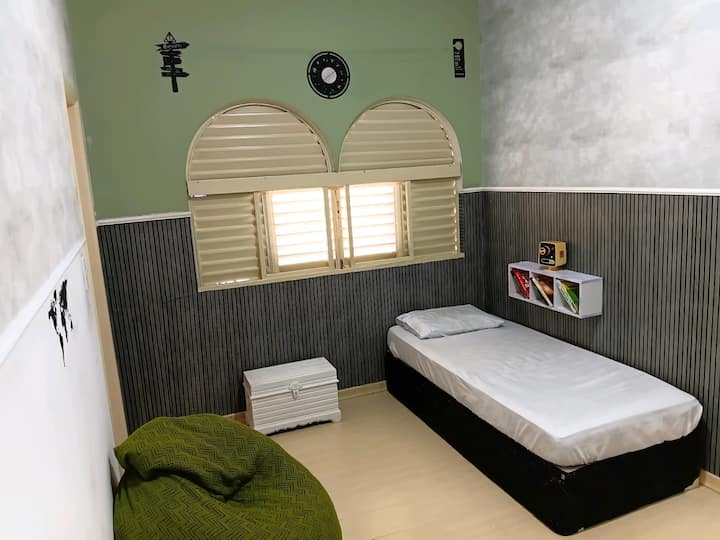 Suíte Em Sobrado | Próx. Rodoviária No Centro. - Pouso Alegre