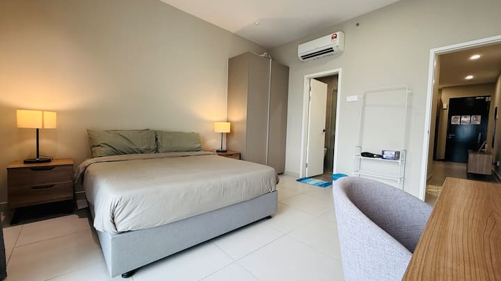 Cora Studios @ Dorsett Subang (Smart Tv, Wi-fi) - Subang Jaya