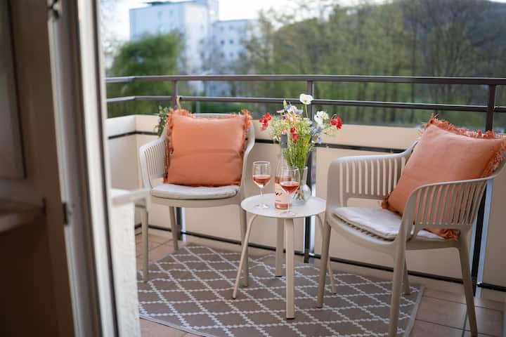 Hej Homes: Gemütliches Apartment Mit Garage&balkon - Bad Kissingen