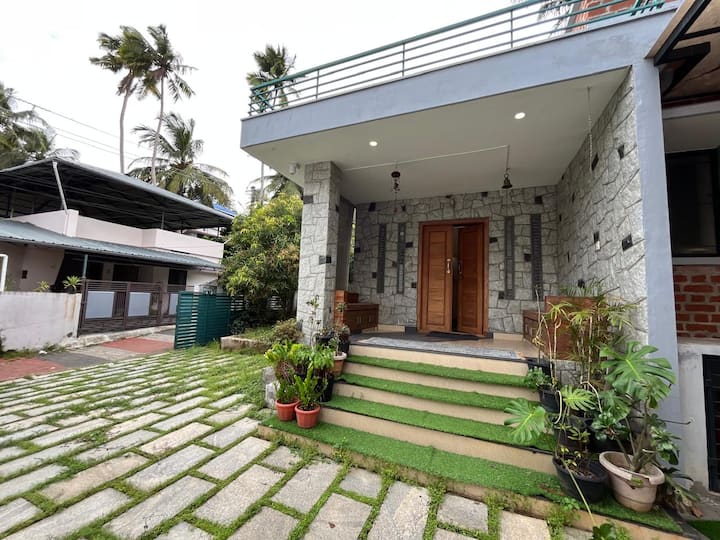 Bodhi Stays Located In Just 4 Kms Away From Centre - Thiruvananthapuram