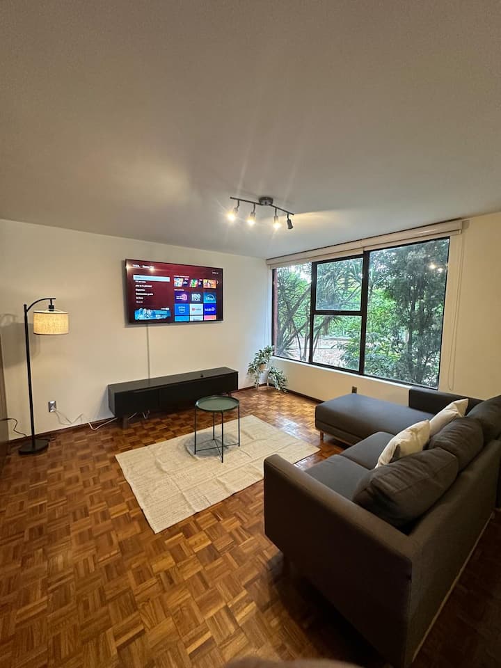 Departamento Amplio En La Conchita / Coyoacán - Benito Juarez