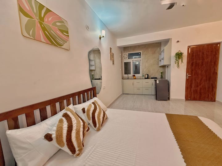 The Olive Studio | Near Ganga, Haridwar - Haridwar