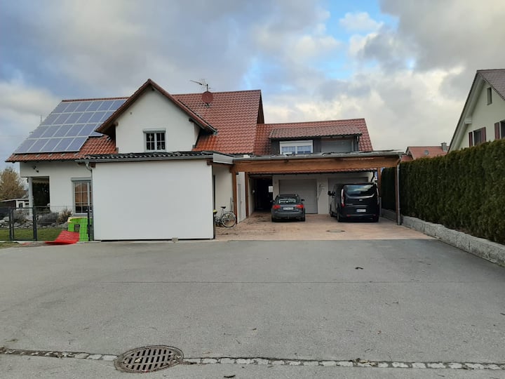 Dgw Ca 100 M² 4 Zi Küche Bad Balkon U. Garten - Memmingen