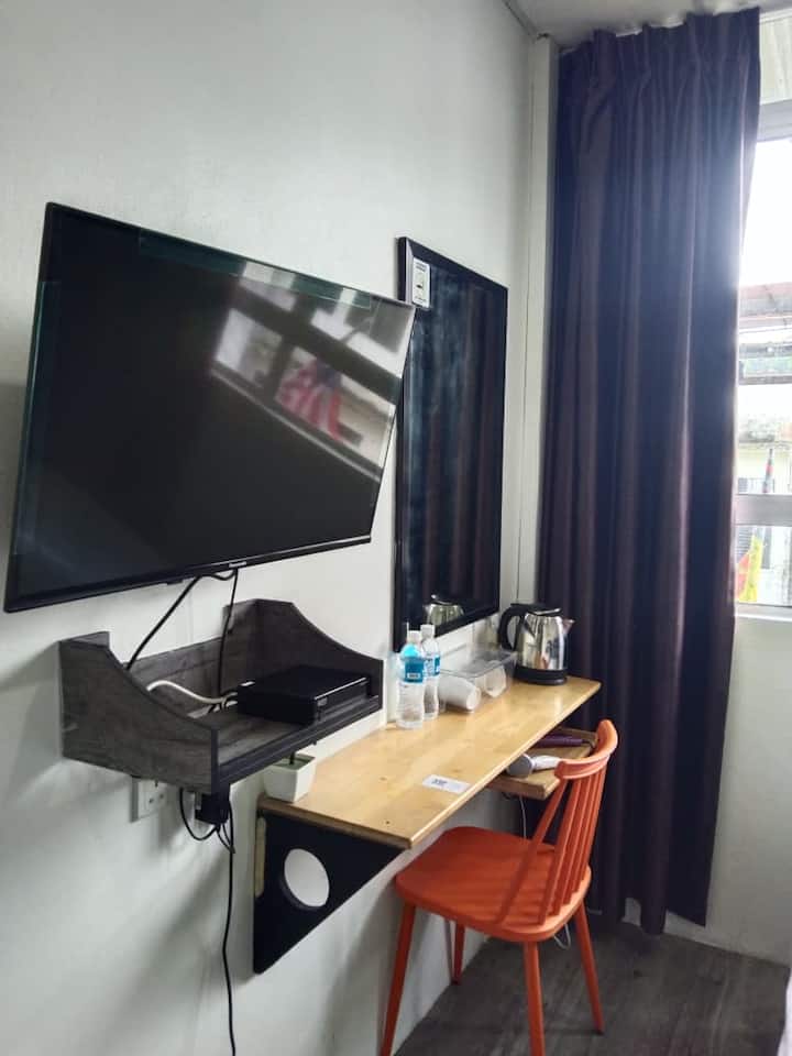 Loft Sassy Queen - Sarawak