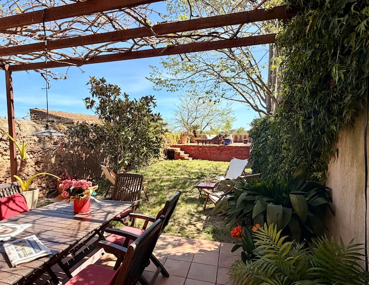 Autenticidad Y Relax En El Empordà: Casa Ventalló - Albons