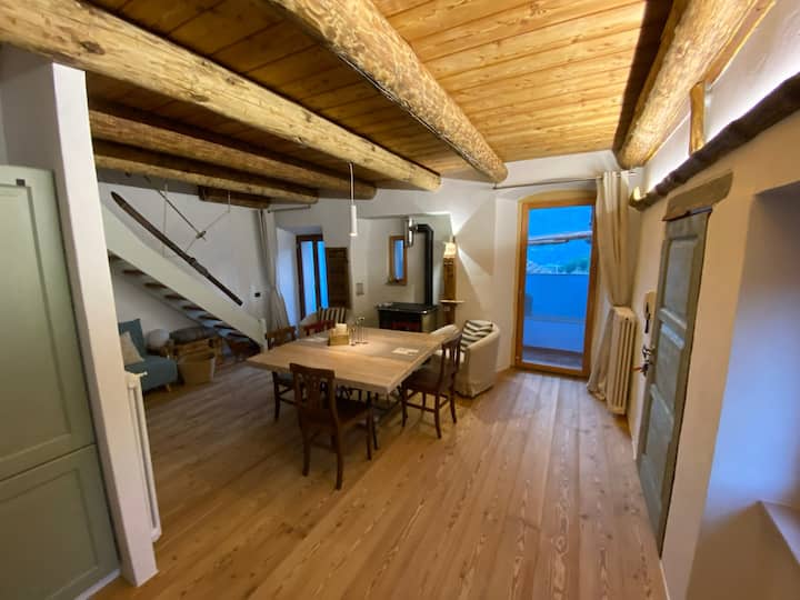 Appartamento In Casa Medievale - Domodossola