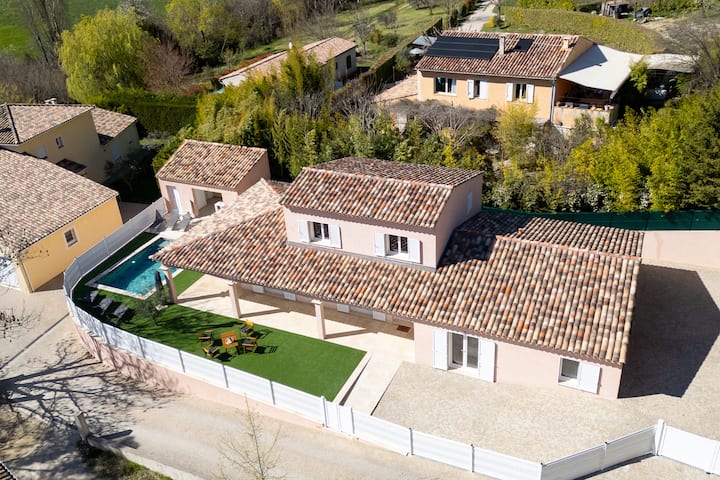 Villa Lusitania: Séjour à La Semaine Minimum - Moustiers-Sainte-Marie