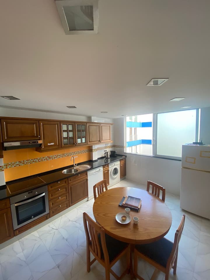 Cosy, Central Double Room - Lagos