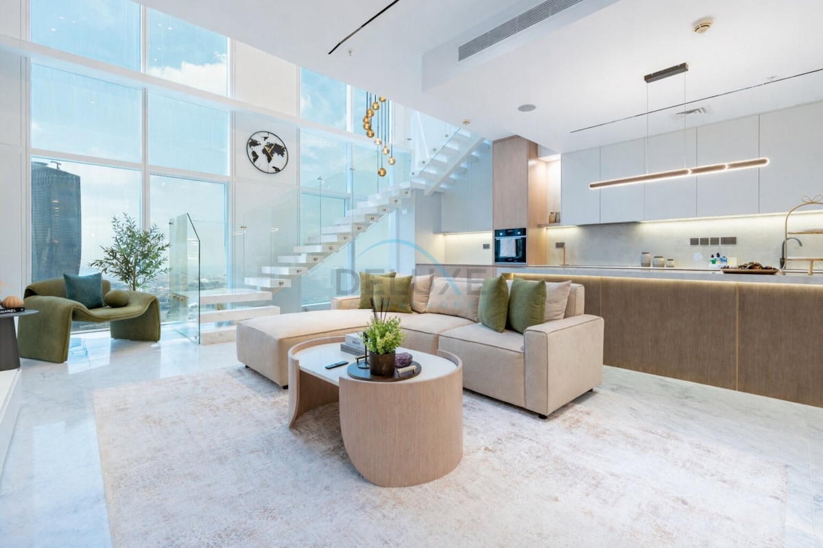 Sophisticated 3BR Duplex, Minutes to Burj Khalifa - Apartments for Rent ...