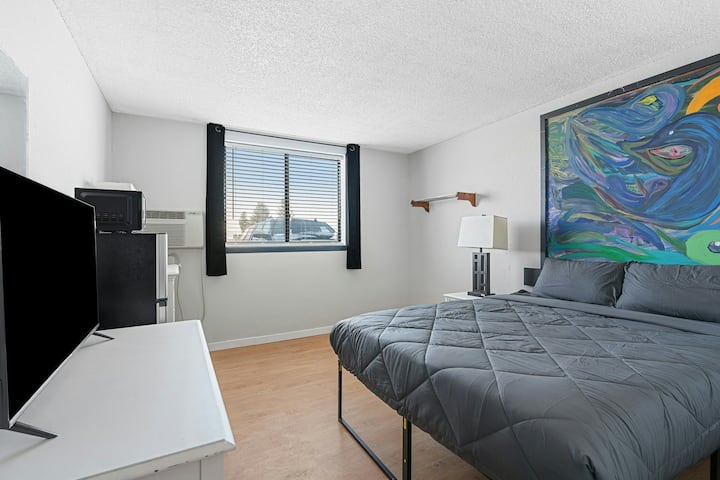 Moorhead Fargo -Extended Weekly Stay Hotel Motel - Fargo, ND