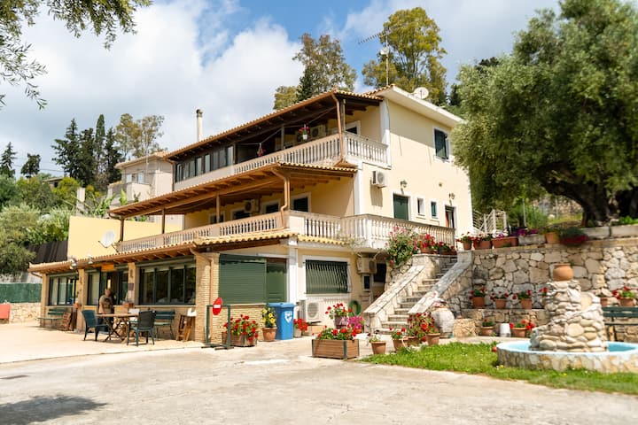 Three Bedroom House- Amaryllis Haus - Zakynthos