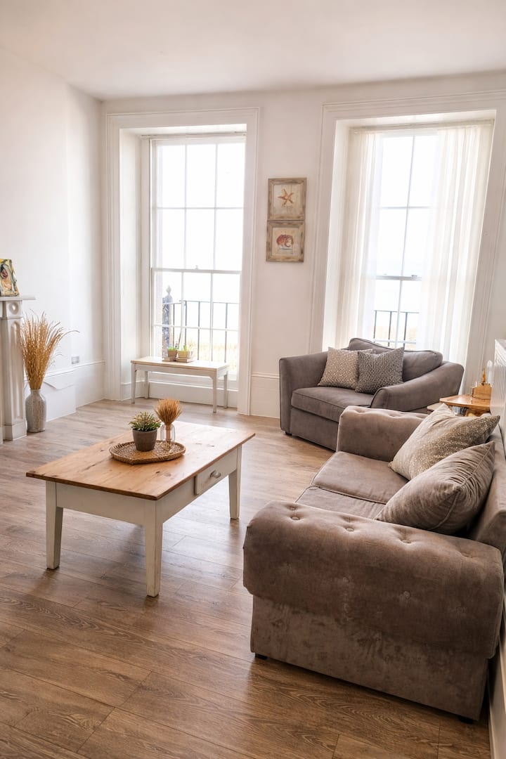 Stylish Seaview Apartments - Modern Retreat - Herne Bay