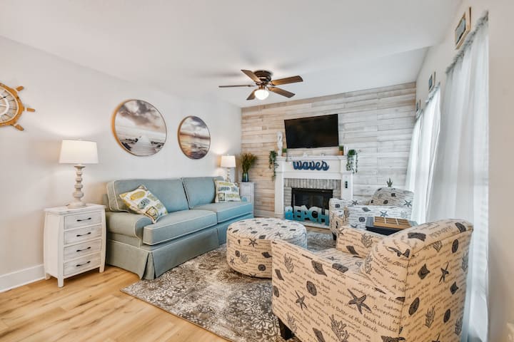 Family Beach Getaway Special! - Resort Fee Waived! - Madeira Beach, FL