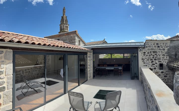 Maison En Pierre Avec Rooftop, Le Cocon De Pierres - Villeneuve-de-Berg
