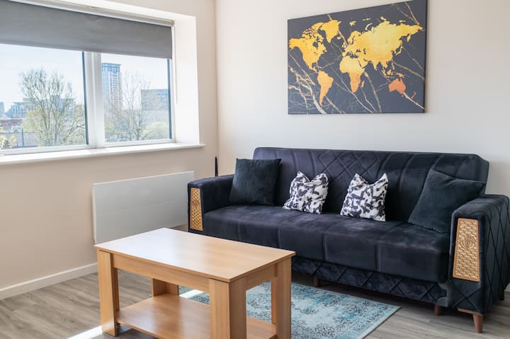 Top Floor Apartment | Mediacity | Free Parking - Salford