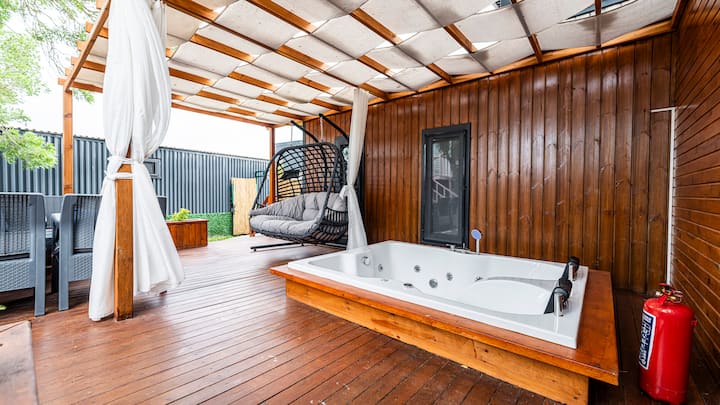 Deluxe Pool Room - Selimpaşa Merkez