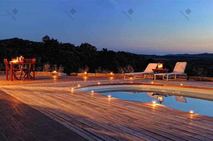 Maison Avec Piscine Idéale Pour Famille Ou Couple. - Figari