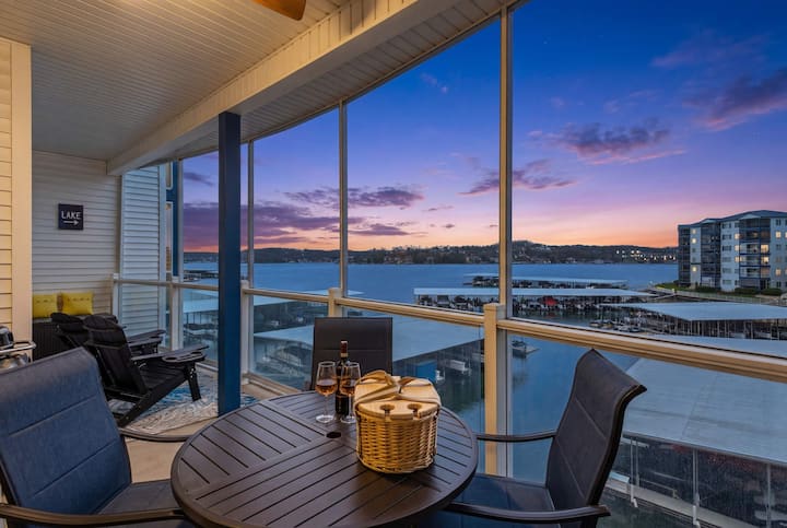2b 2b | Lake View | Pool | Hot Tub | Boat Slip - Lake Ozark, MO