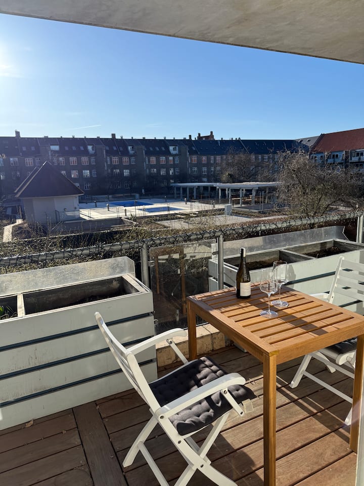 Luxury Apt W/ Terrace, Pool & Sauna · Copenhagen - Copenhagen