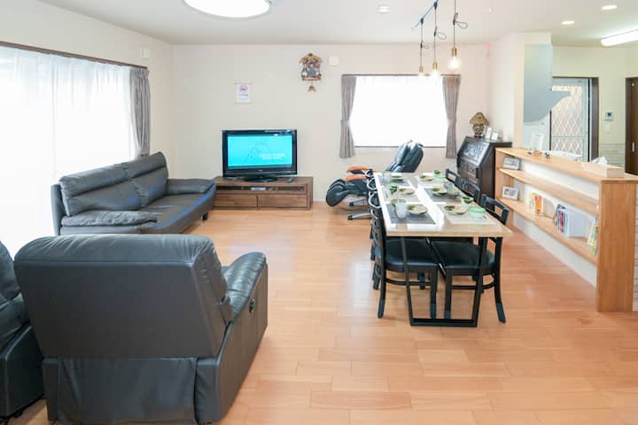 ジブリパークまで車で12分｜駐車場2台無料｜平屋で104㎡｜最大6名 - 미요시시