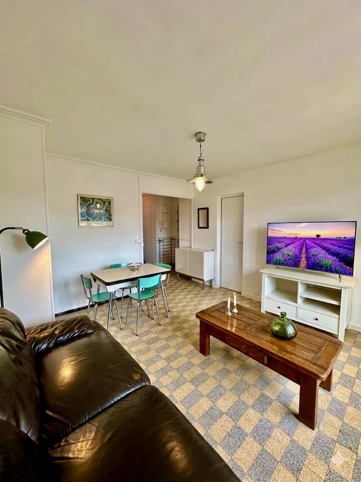 Appartement Lumineux, 3 Chambres & Proche Métro - Marseille