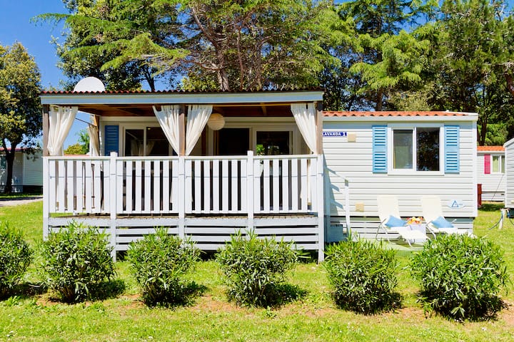 Lavanda Mobile Home In Camp Kazela Medulin - Ližnjan