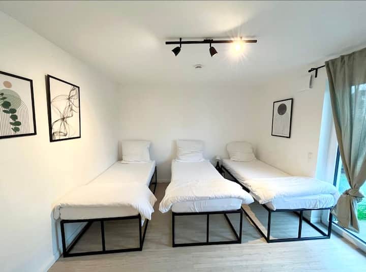 2br/big Garden /Free Parking/free Wifi/smart Tv - Norderstedt