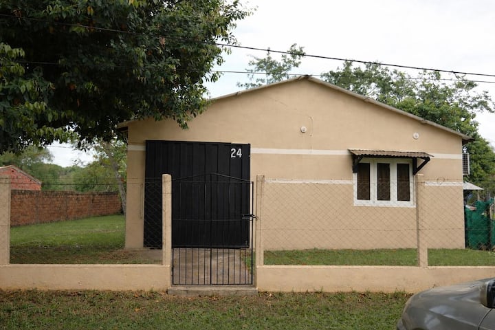 Casa Con Patio Amplio Para Fogatas Y Camping. - Caaguazú
