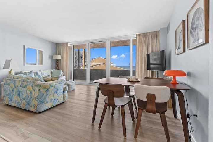 Antigua Oceanfront Retreat | 2br + Heated Pool - Ocean Pines, MD