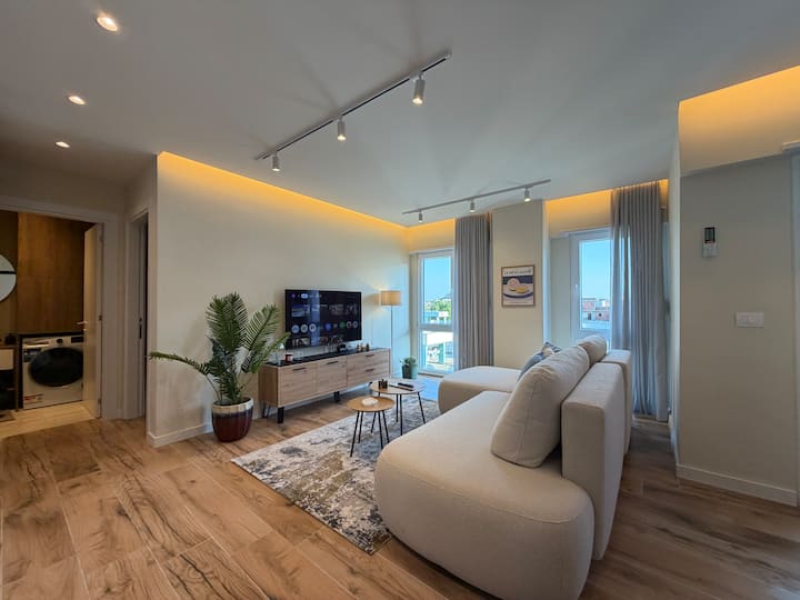 Sea Breeze Apartments 03 - Golem