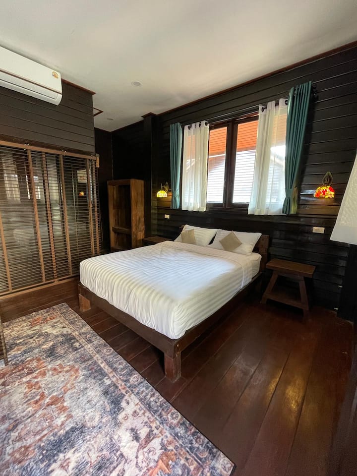 Family Home Near Mae Haad & Chalok Baankao Beaches - Ko Tao