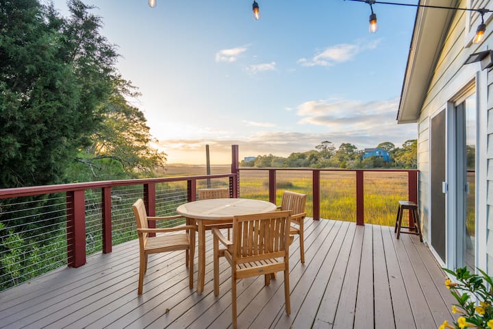 Sand Pebble Sunset |Marsh Views & Beach Access - Folly Beach, SC