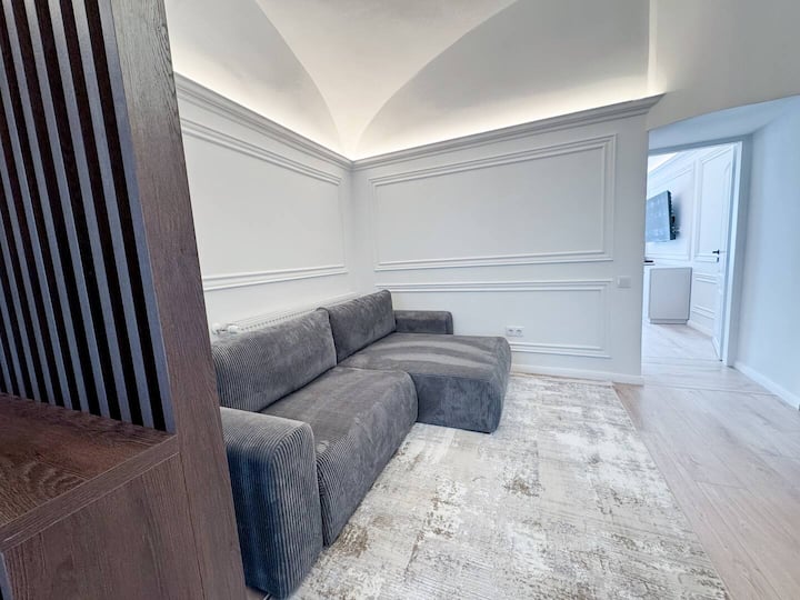 Starlight - Ultracentral Apartment, Kingsize Beds. - Cluj-Napoca