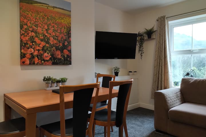 Oliver Wests Beautiful 2 Bedroom Sleeps 4 Apartmen - Scarborough
