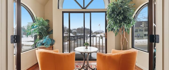 391 Edgewater Inn - Charlevoix, MI