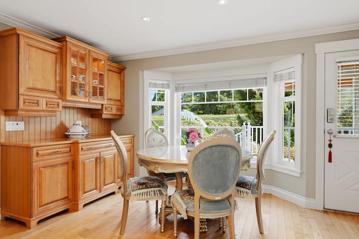 Private 4br Estate Home | Science Of The Soul - Langley