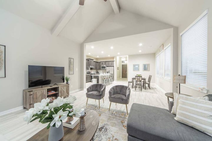 Fox Trail Gem | 4br With Outdoor Haven O#41189 - Sienna Plantation, TX