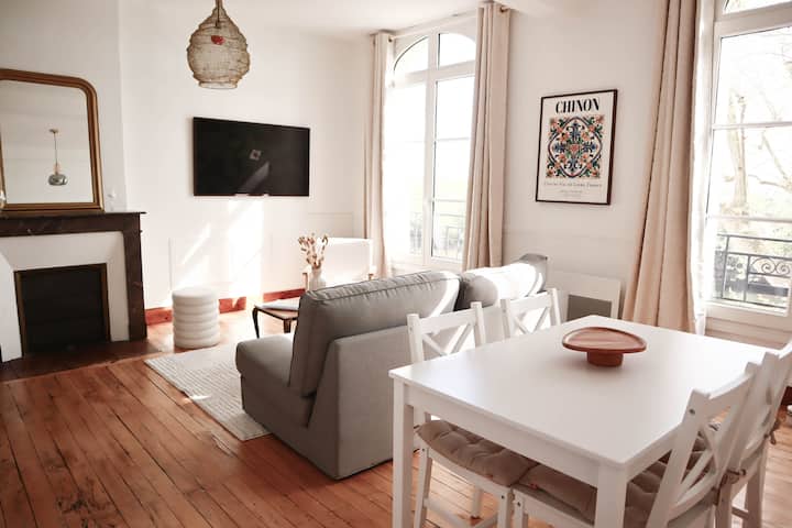 Appartement En Hypercentre Avec Vue Sur La Vienne - Avoine