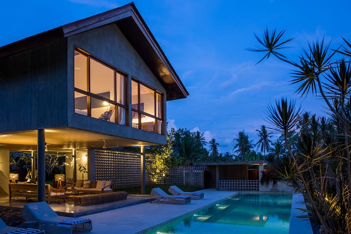Large 8-bedroom Villa Saba Beach Sanur - Sanur
