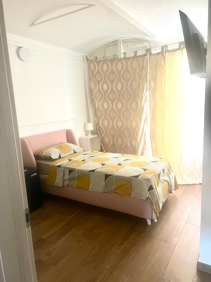 Camera N.2 Stanza Singola Con Bagno En-suite - Mirandola